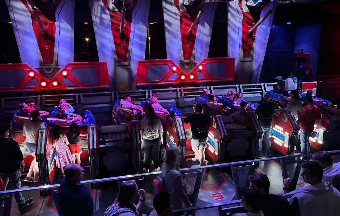 Plus Size At Disney World - The Ultimate Guide